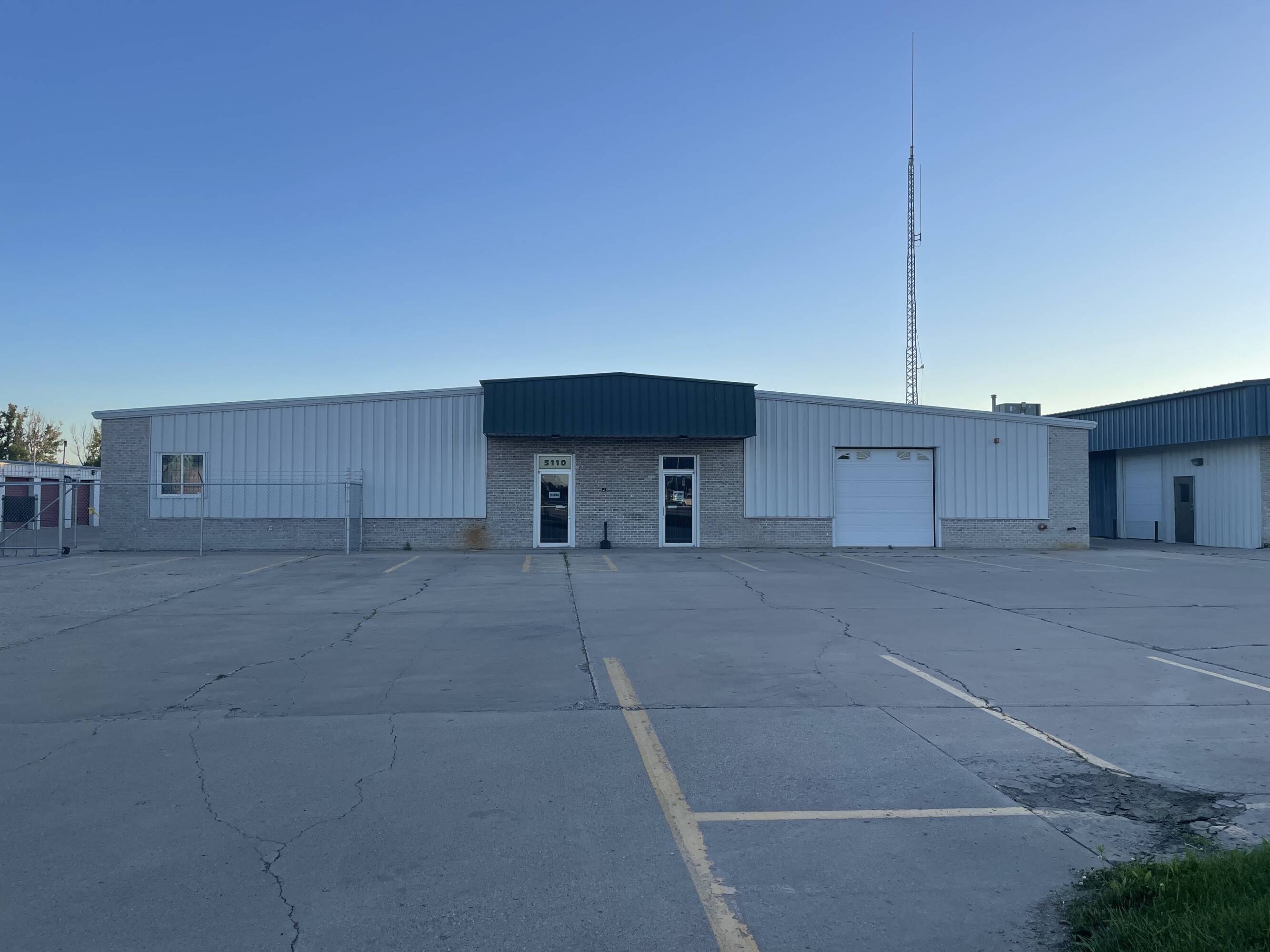 5118 Gateway Dr, Grand Forks, ND 58203 | Crexi.com