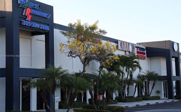 7640 NW 25th St # 102, Miami, FL 33122 | Crexi.com