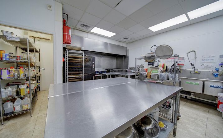 Commercial Kitchen For Lease on 8th Street, Miami, FL 33144 | Crexi.com