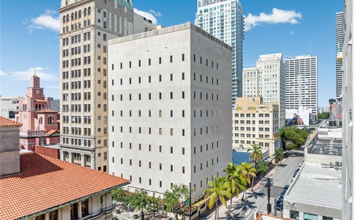 111 NE 1st St # 3, Miami, FL 33132 | Crexi.com