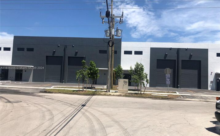 6775 SW 81st St # 3, Miami, FL 33143 | Crexi.com