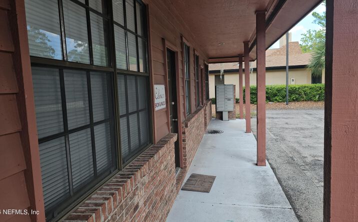 3617 CROWN POINT Road #8, Jacksonville, FL 32257 | Crexi.com