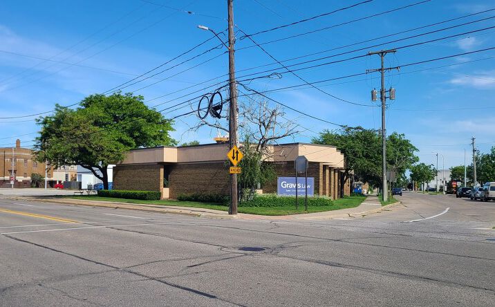 120 W Apple Ave, Muskegon, MI 49440 | Crexi.com