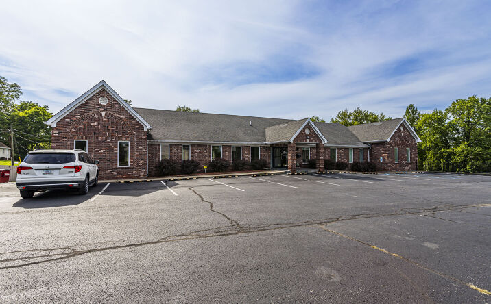 433 N Indiana Ave, Sellersburg, IN 47172 | Crexi.com