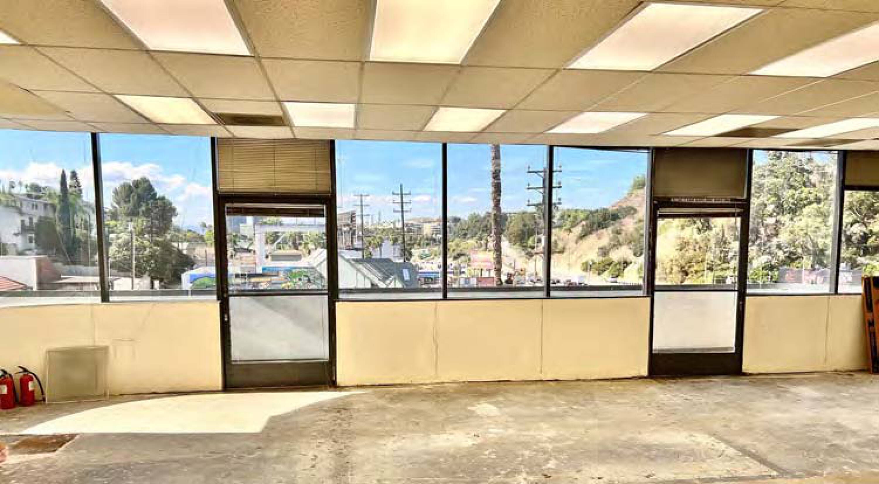 3151 Cahuenga Blvd W, Los Angeles, CA 90068 | Crexi.com