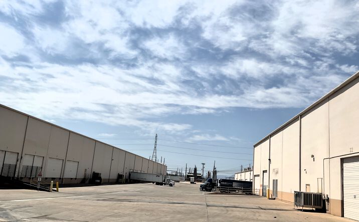 4701 W Jefferson St, Phoenix, AZ 85043 | Crexi.com