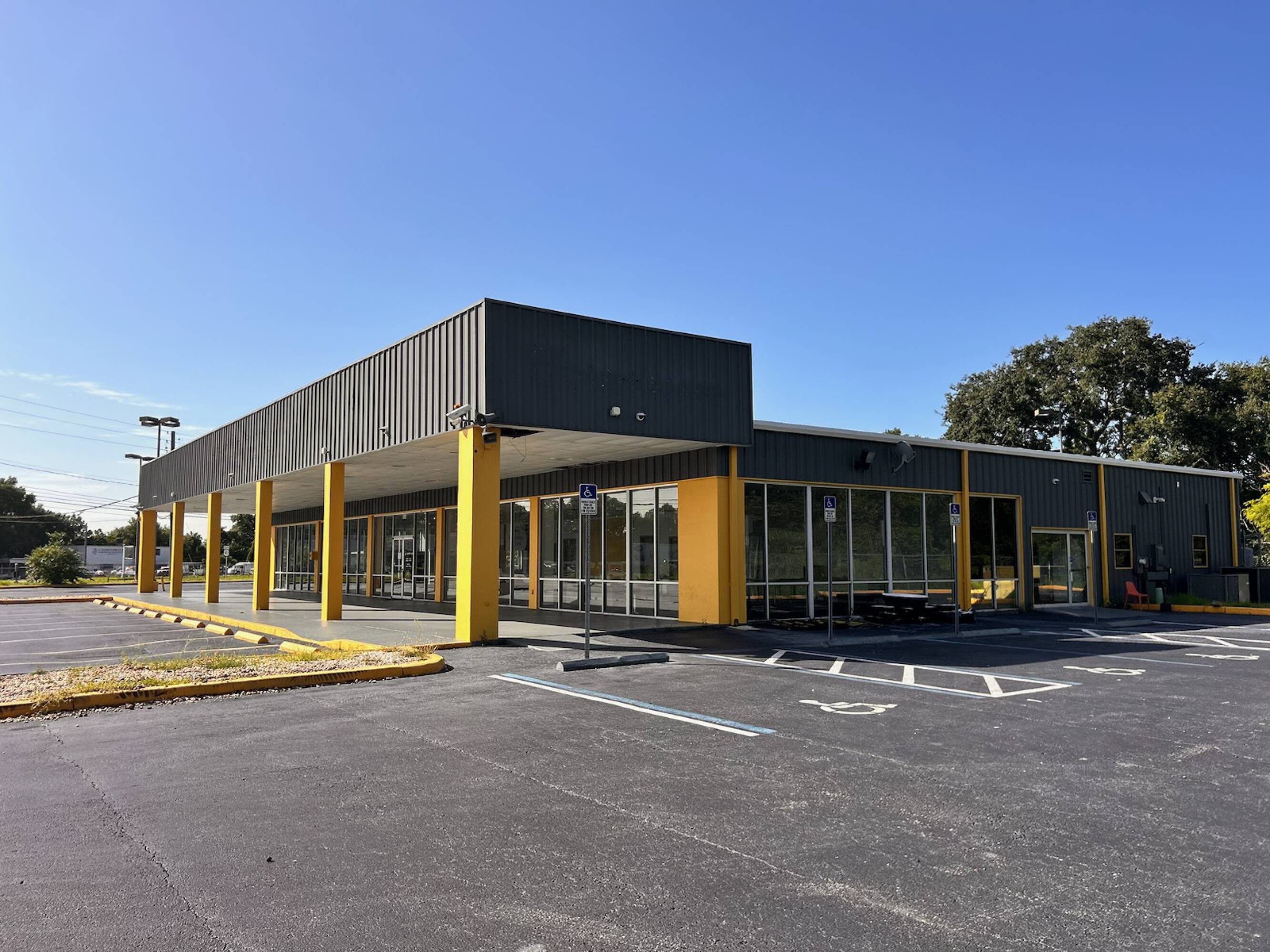 801 E Bearss Ave, Tampa, FL 33613 | Crexi.com