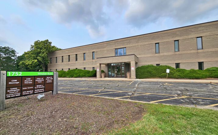 1752 Windsor Rd, Loves Park, IL 61111 | Crexi.com