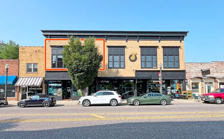 231 N Main St, Edwardsville, IL 62025 | Crexi.com