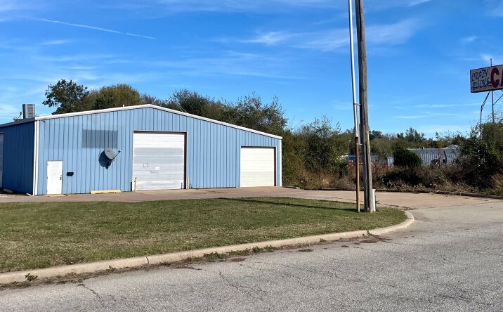 3401 Tinker Diagonal St, Del City, OK 73115 | Crexi.com