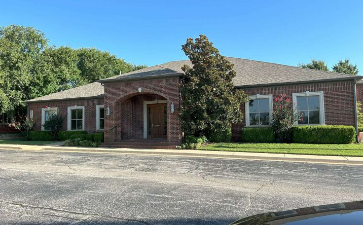 6015 N Classen Blvd, Oklahoma City, OK 73116 | Crexi.com