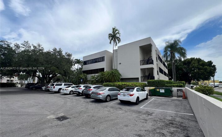 3850 SW 87th Ave, Miami, FL 33165 | Crexi.com