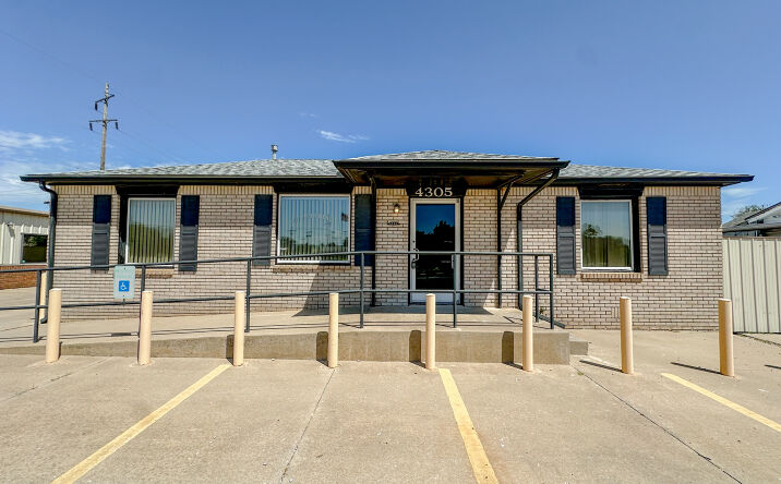 4305 SE 41st St, Del City, OK 73115 | Crexi.com