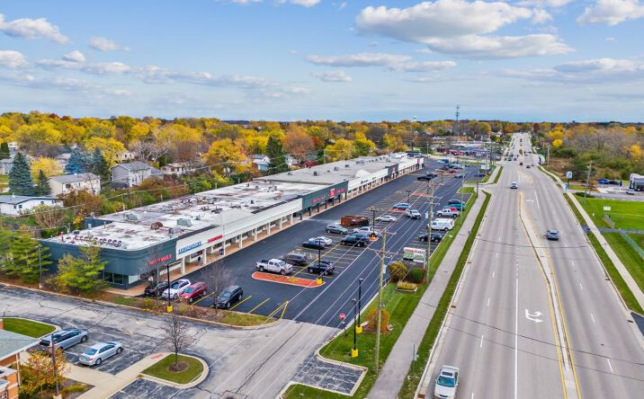 2042 E Grand Ave, Lindenhurst, IL 60046 | Crexi.com