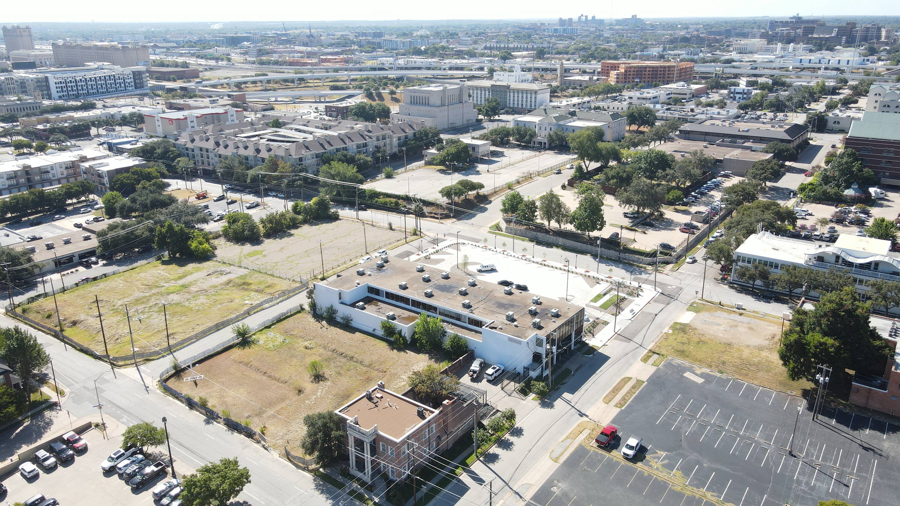 910 Collier St, Fort Worth, TX 76102 | Crexi.com