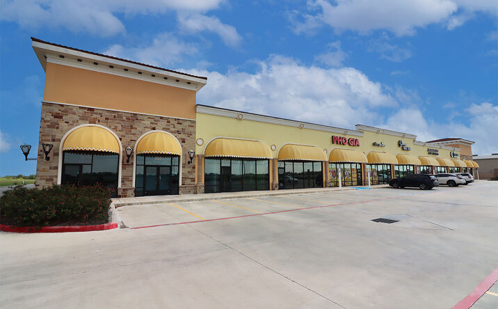 6500 7th St, Van Vleck, TX 77482 | Crexi.com