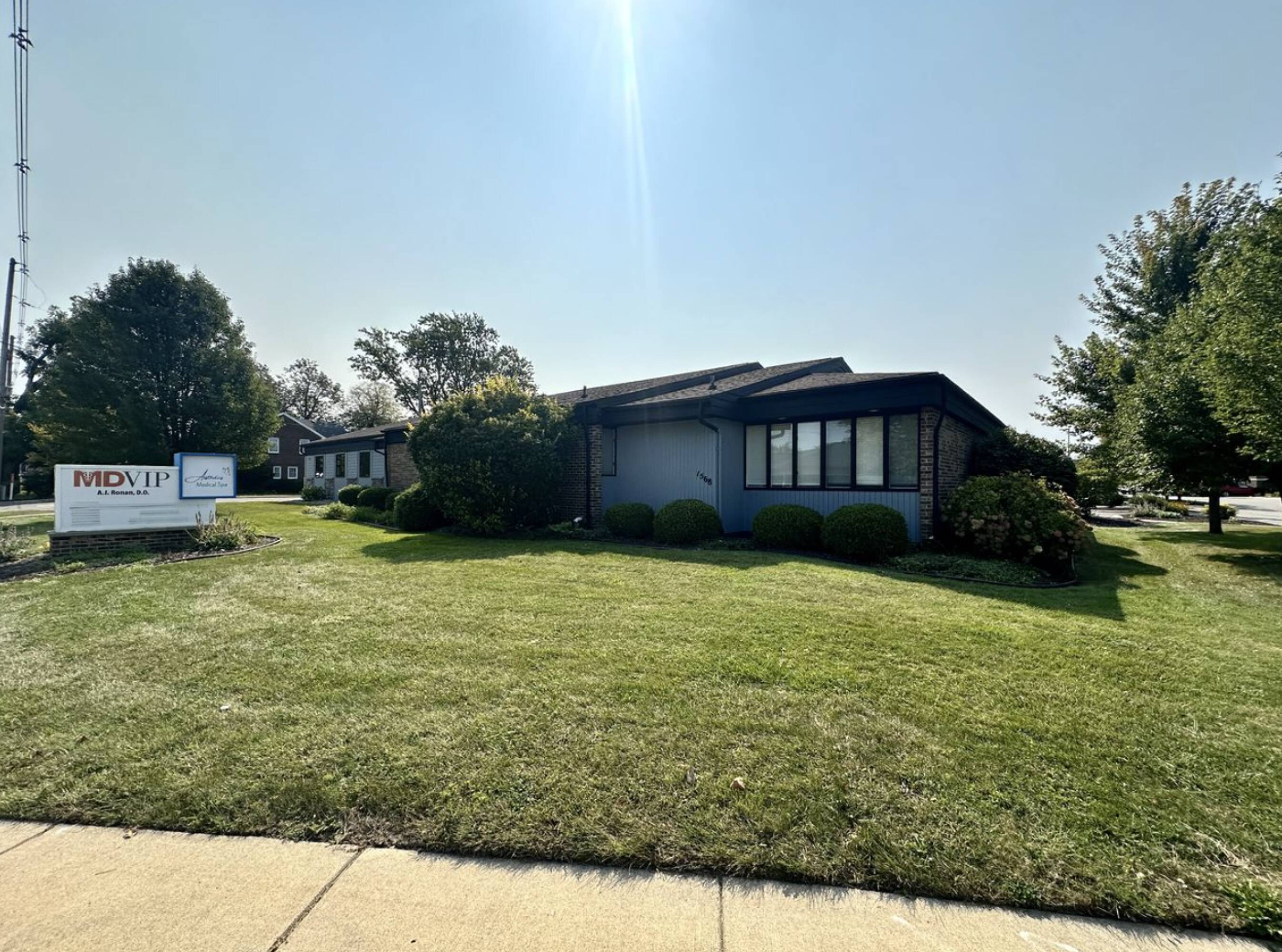 1568 Lake Lansing Rd, Lansing, MI 48912 | Crexi.com