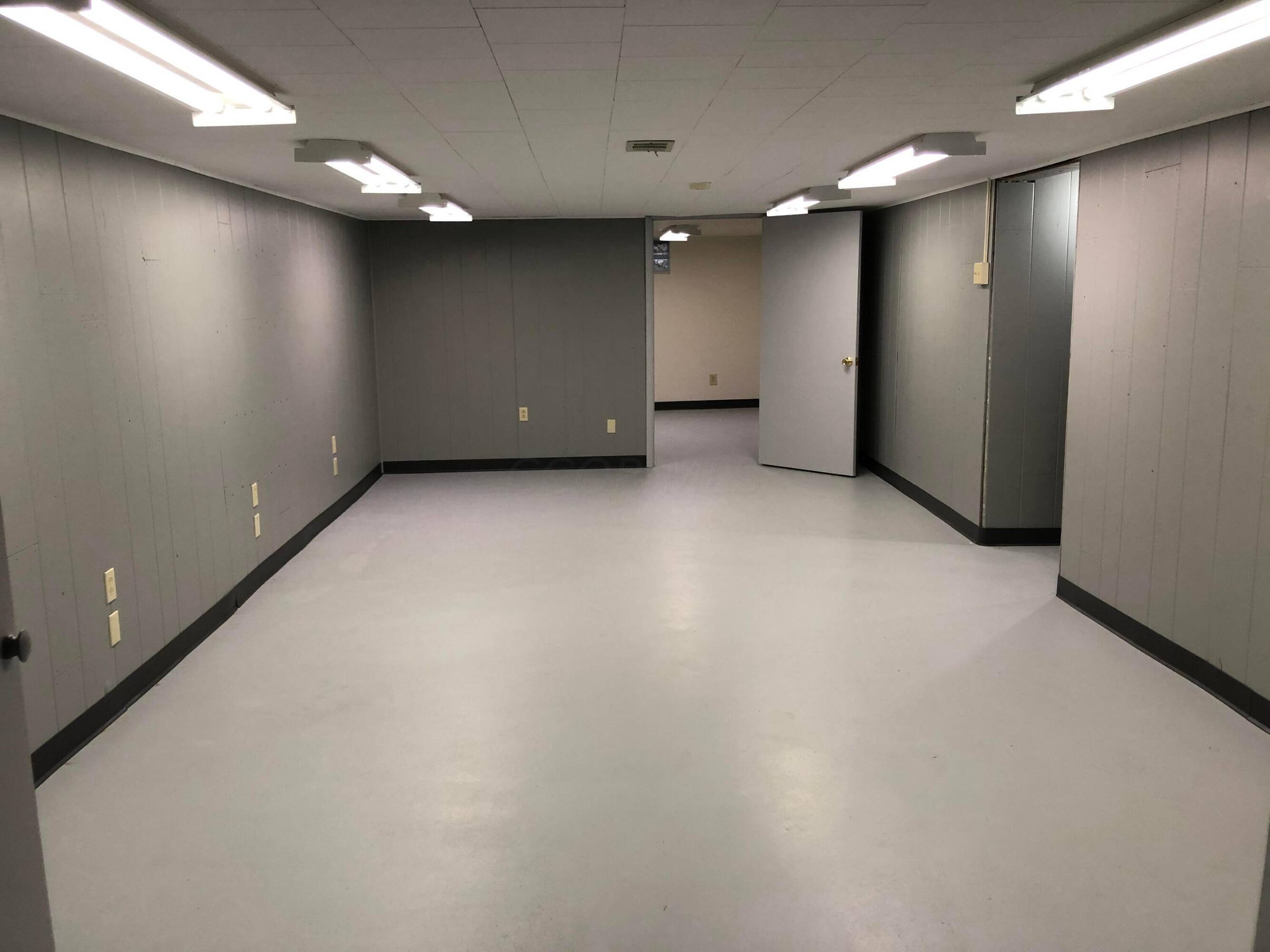 136 S Stygler Road, Columbus, OH 43230 | Crexi.com