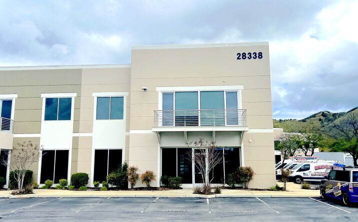 28502 Constellation Rd, Santa Clarita, CA 91355 | Crexi.com