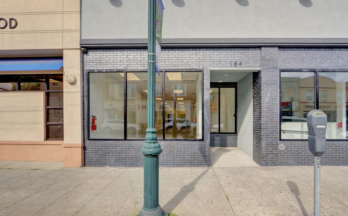 184 Rockaway Ave, Valley Stream, NY 11580 | Crexi.com