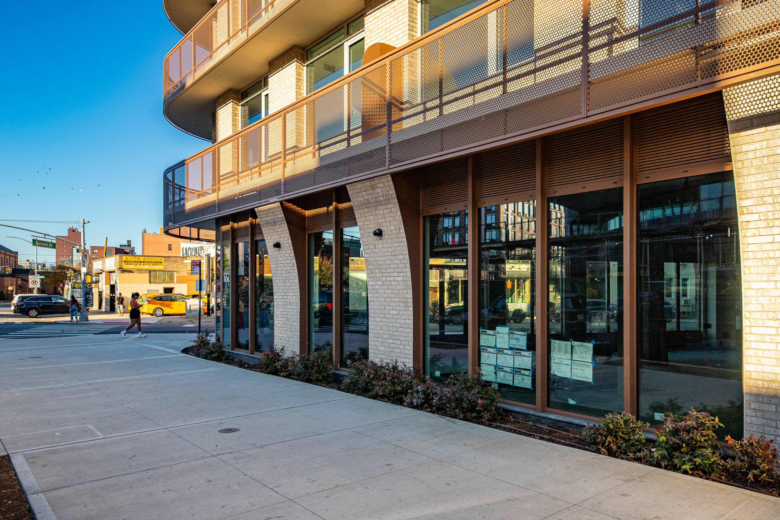 828 Metropolitan Ave, Brooklyn, NY 11211 | Crexi.com