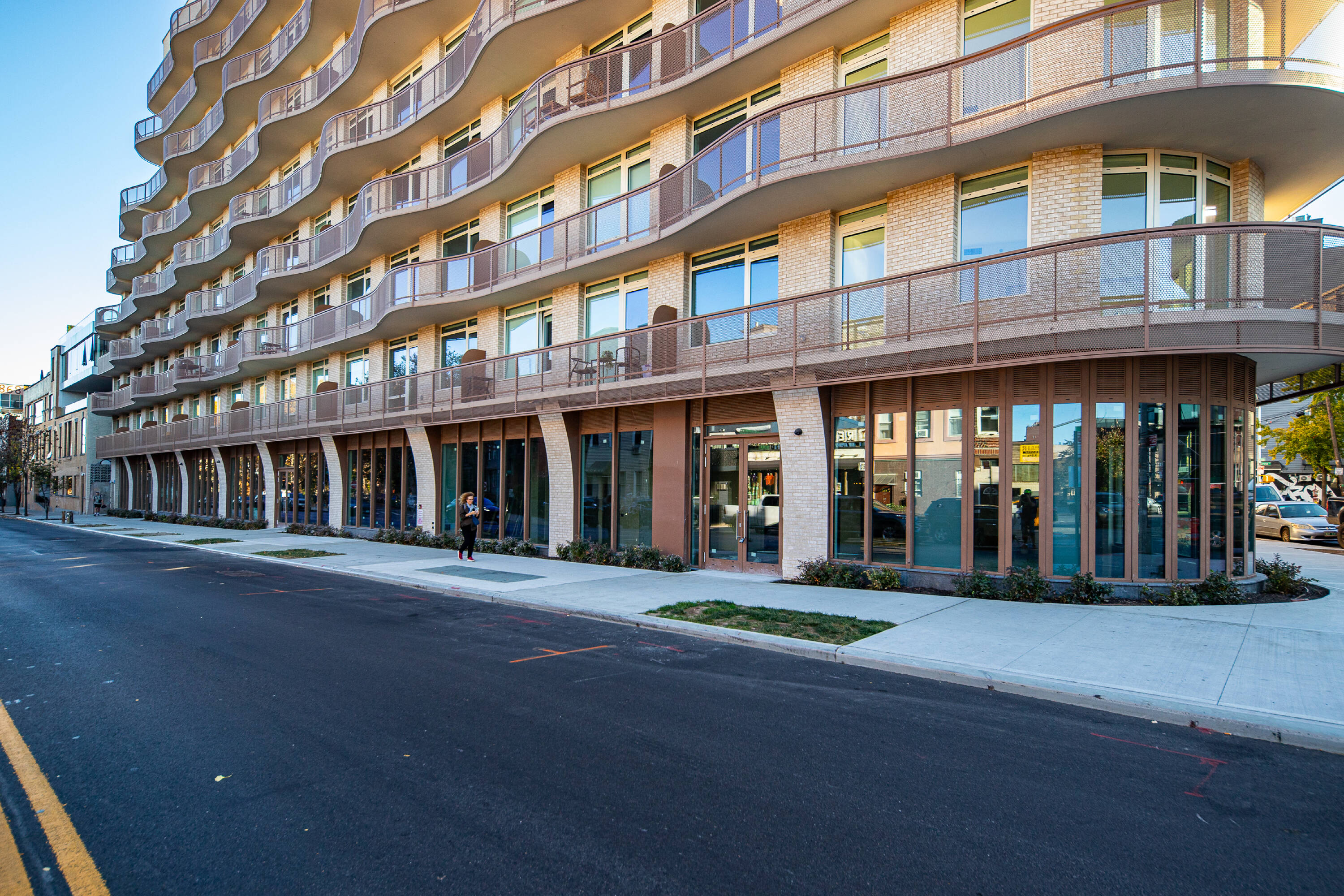 828 Metropolitan Ave, Brooklyn, NY 11211 | Crexi.com