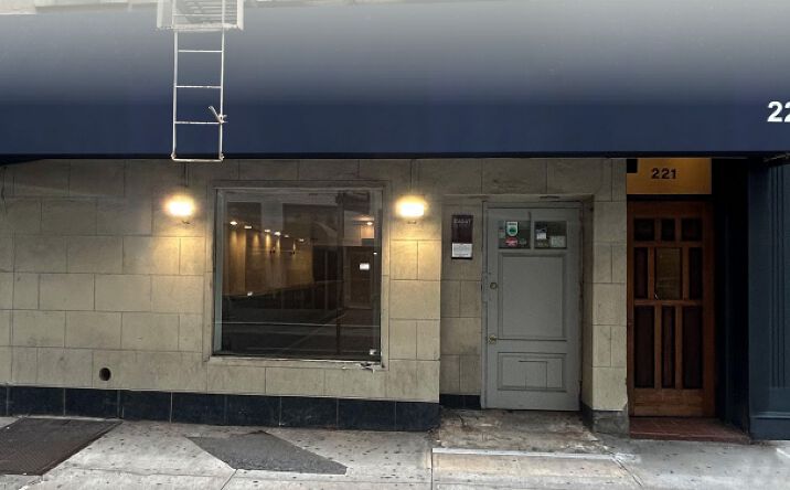 221 E 58th St, New York, NY 10022 | Crexi.com