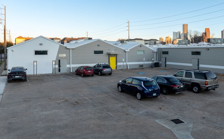 1907 Sabine St, Houston, TX 77007 | Crexi.com