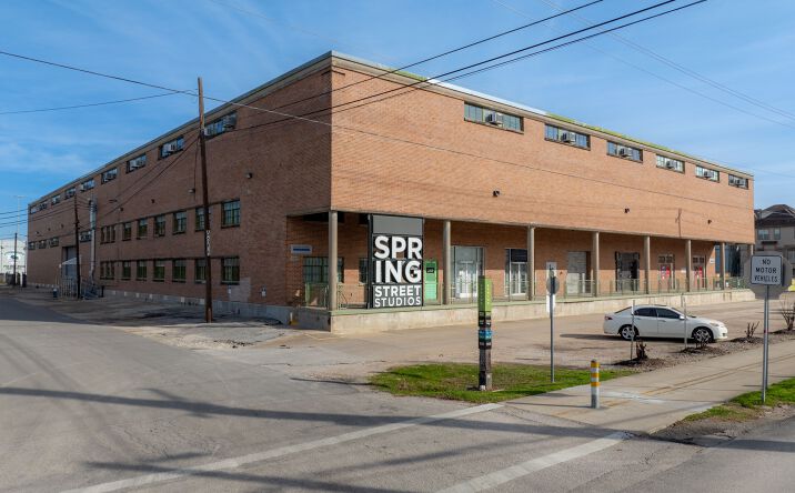 1824 Spring St, Houston, TX 77007 | Crexi.com