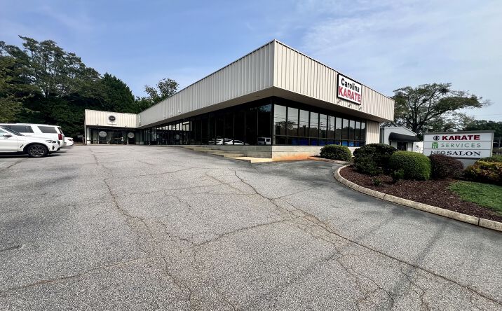 2015 Laurens Rd, Greenville, SC 29607 | Crexi.com