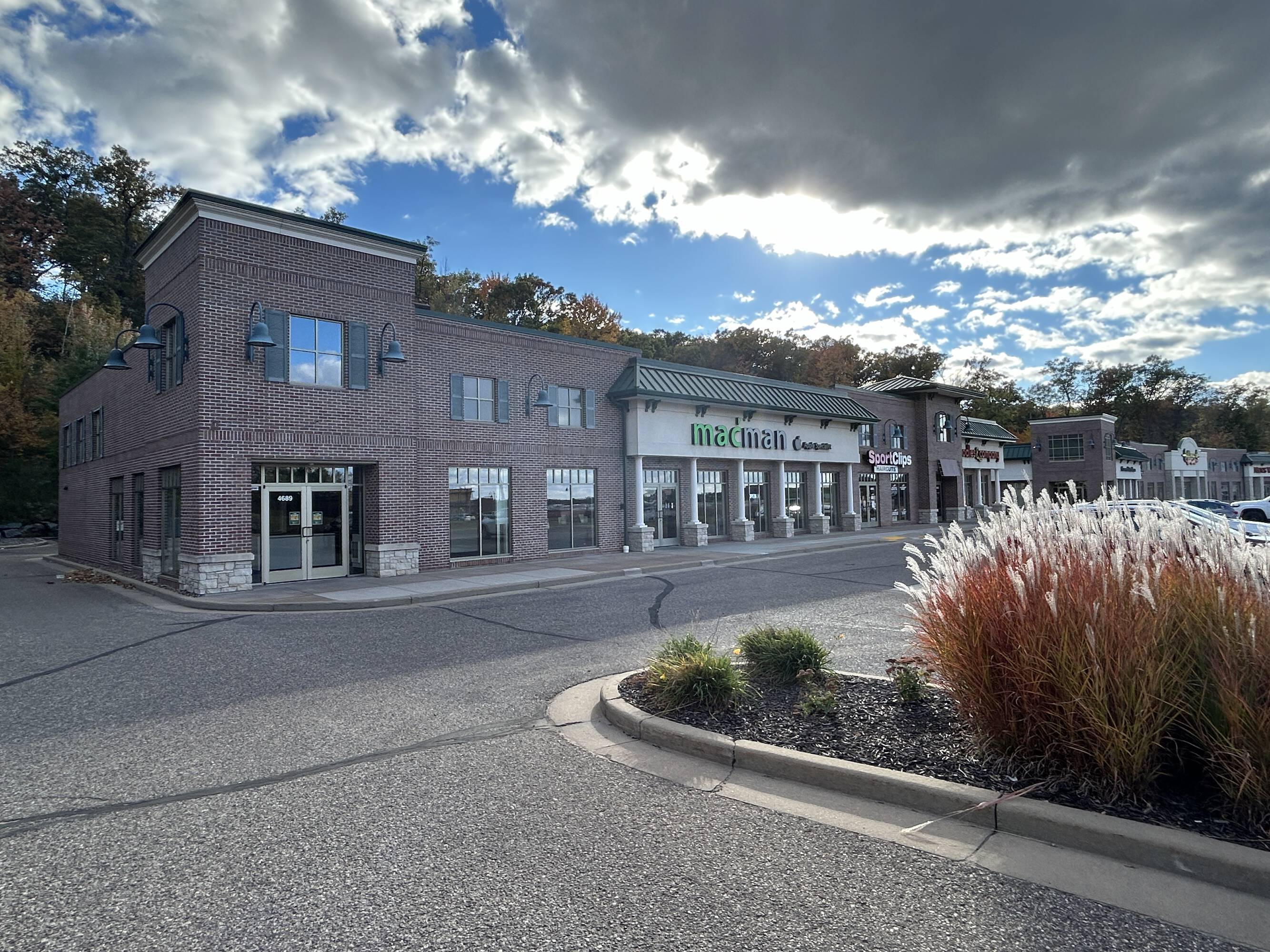 4689 Keystone Crossing, Eau Claire, WI 54701 | Crexi.com