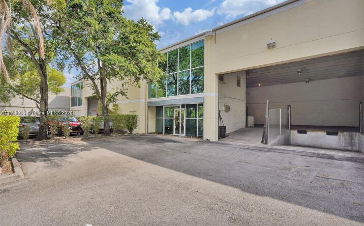 2913 NW 82nd Ave, Doral, FL 33122 | Crexi.com