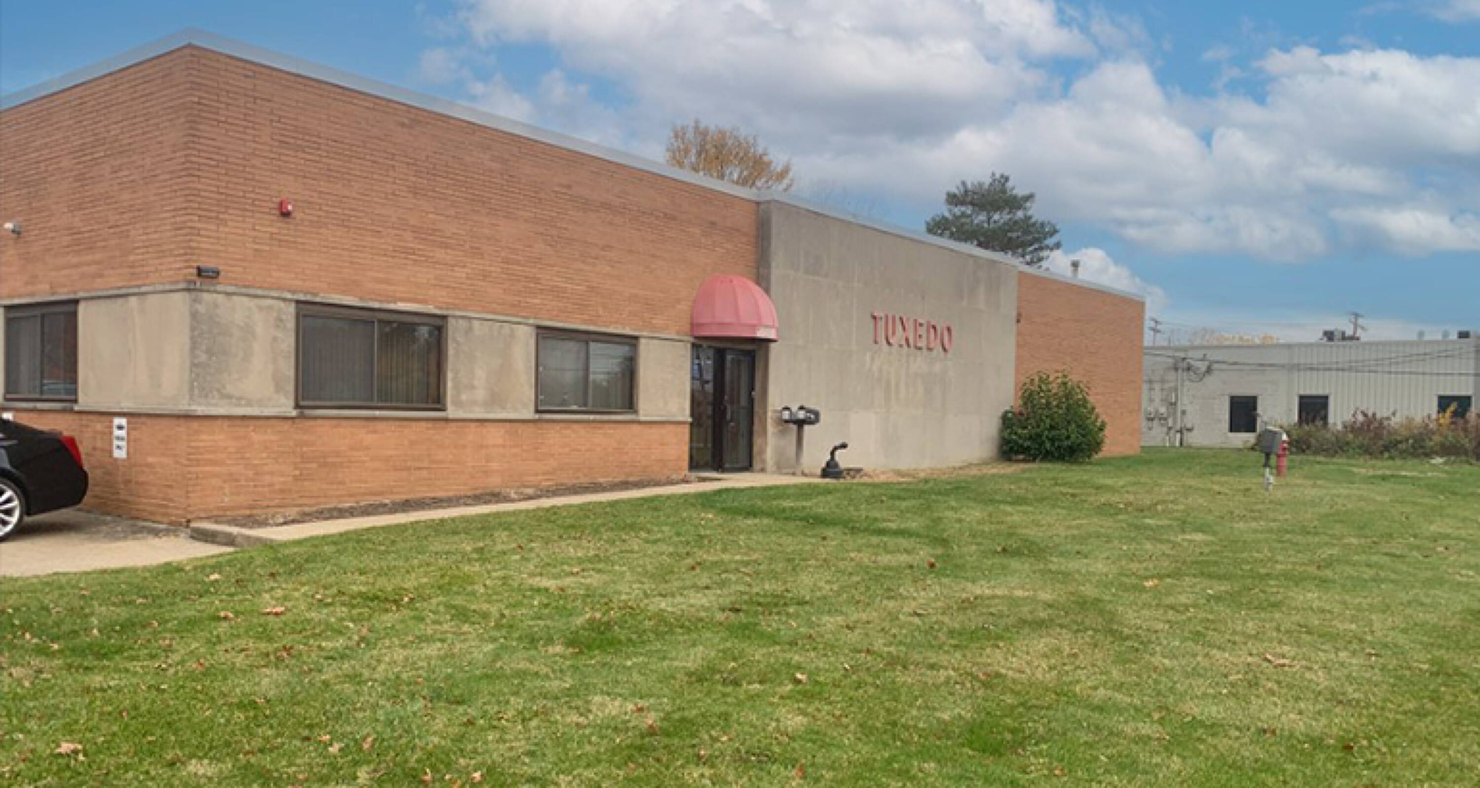 31525 Aurora Rd, Solon, OH 44139 | Crexi.com