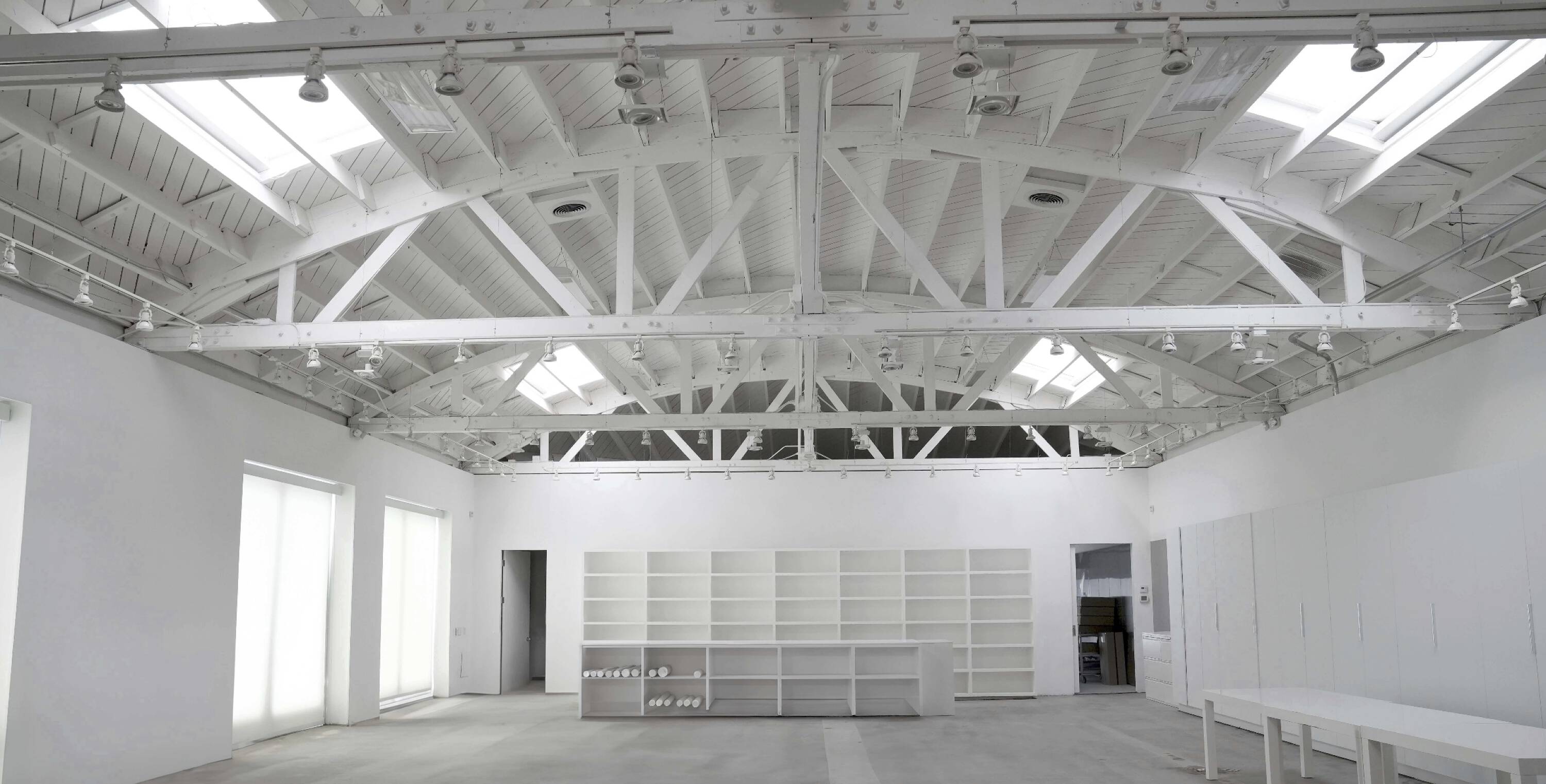 9016 Santa Monica Blvd, West Hollywood, CA 90069 | Crexi.com