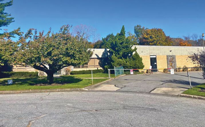 22 Connor Ln, Deer Park, NY 11729 | Crexi.com