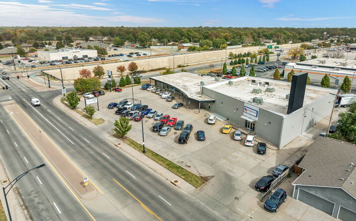 504 S Edgemoor St, Wichita, KS 67218 | Crexi.com