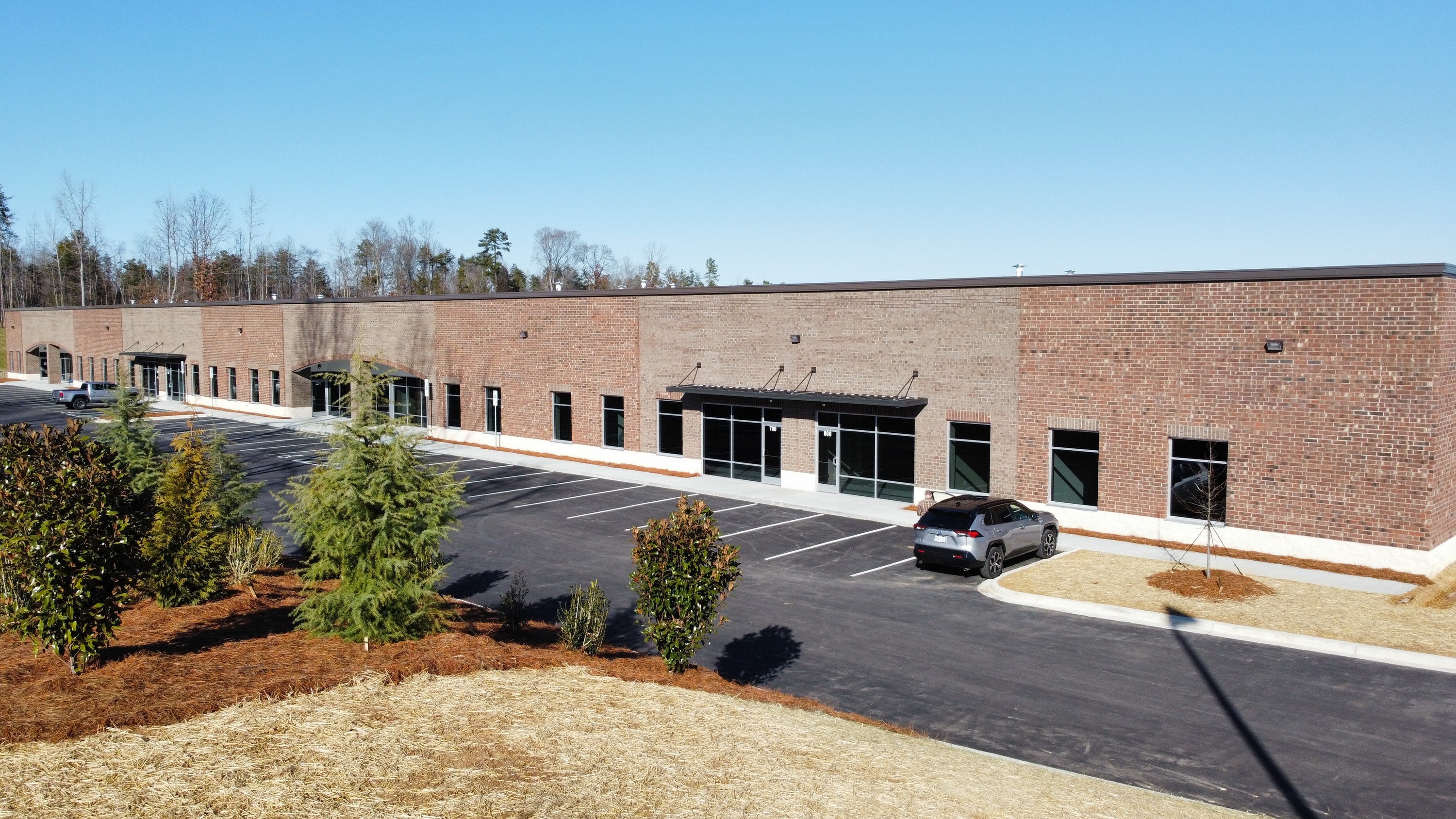 12605 COMMERCE STATION DR Huntersville NC 28078-6826 APN: 01931115 ...