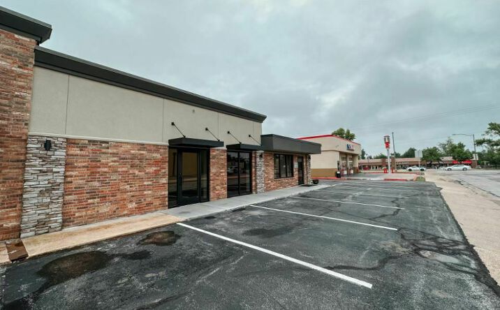 110-120 Thompson Dr, Norman, OK 73069 | Crexi.com