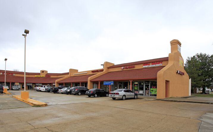 12611 Woodforest Blvd, Houston, TX 77015 | Crexi.com