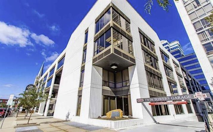 456 Fulton St, Peoria, IL 61602 | Crexi.com