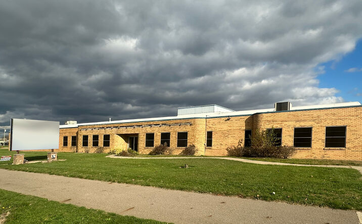 205 S US-131, Three Rivers, MI 49093 | Crexi.com