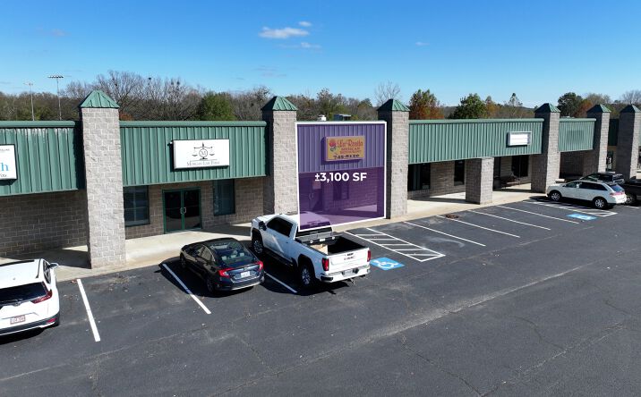 244 US-65, Clinton, AR 72031 | Crexi.com