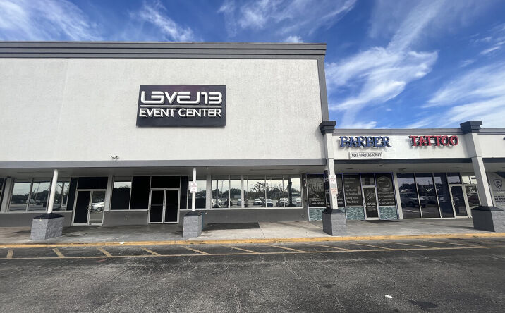 5019 Edgewater Dr, Orlando, FL 32810 | Crexi.com