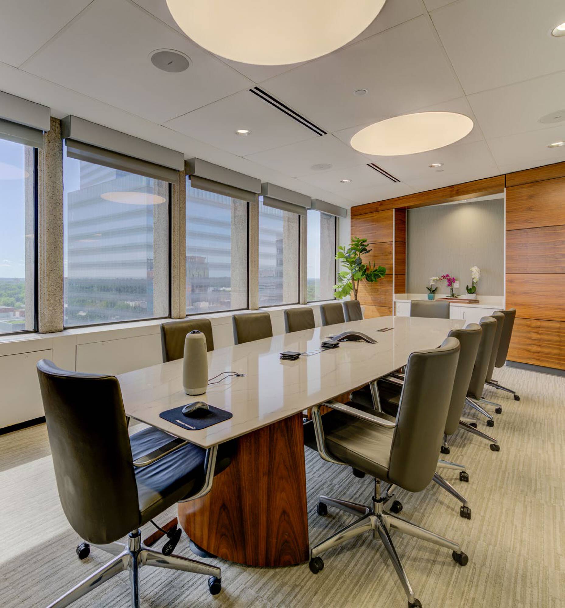 7701 & 7733 Forsyth Blvd, St. Louis, MO 63105 | Crexi.com