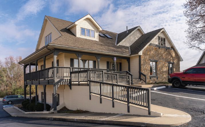 12600 E US Hwy 40, Independence, MO 64055 | Crexi.com