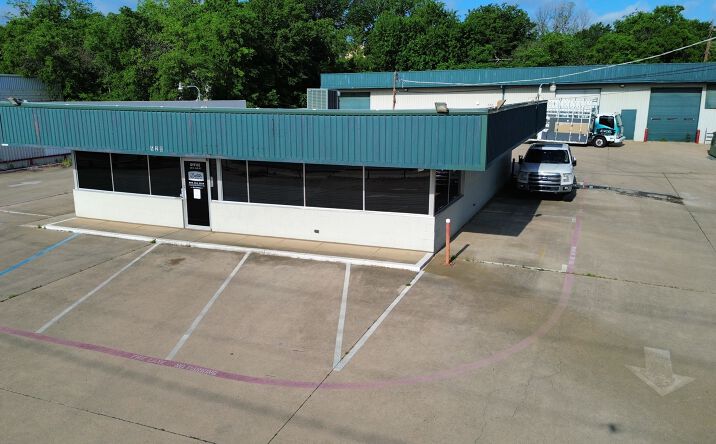 520 S Elm St, Denton, TX 76201 | Crexi.com