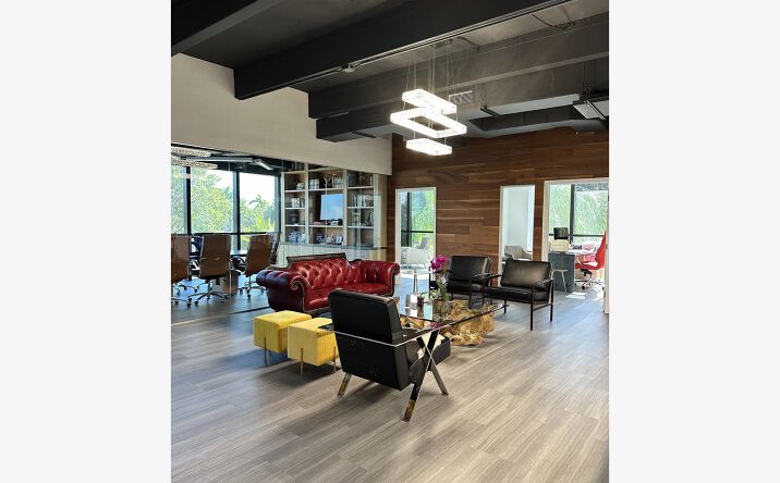 55 Weston Rd, Weston, FL 33326 | Crexi.com