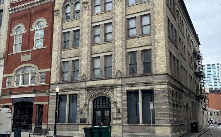 114 E 8th St, Cincinnati, OH 45202 | Crexi.com