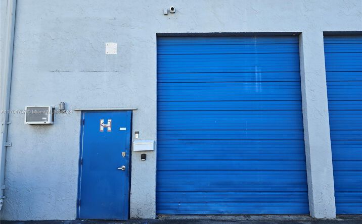 7215 NW 41st St # H, Miami, FL 33166 | Crexi.com