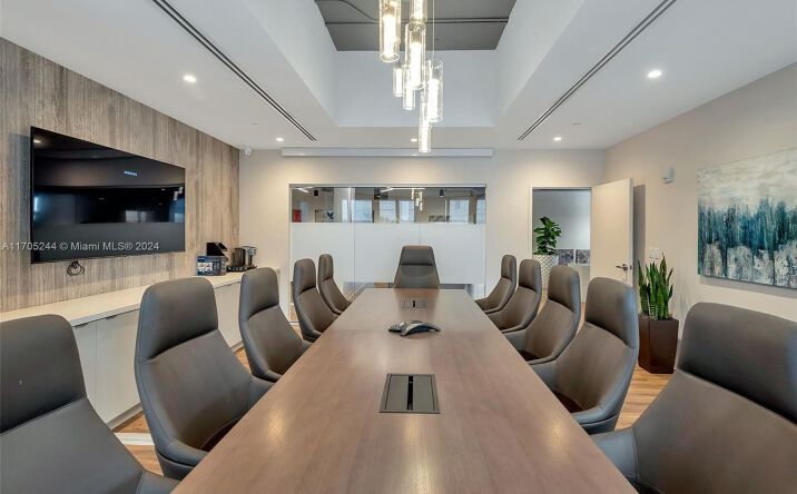 4531 Ponce De Leon Blvd, Coral Gables, FL 33146 | Crexi.com